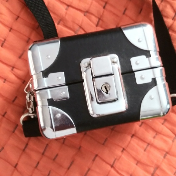 Bags | Crossbody Unique Little Purse | Poshmark